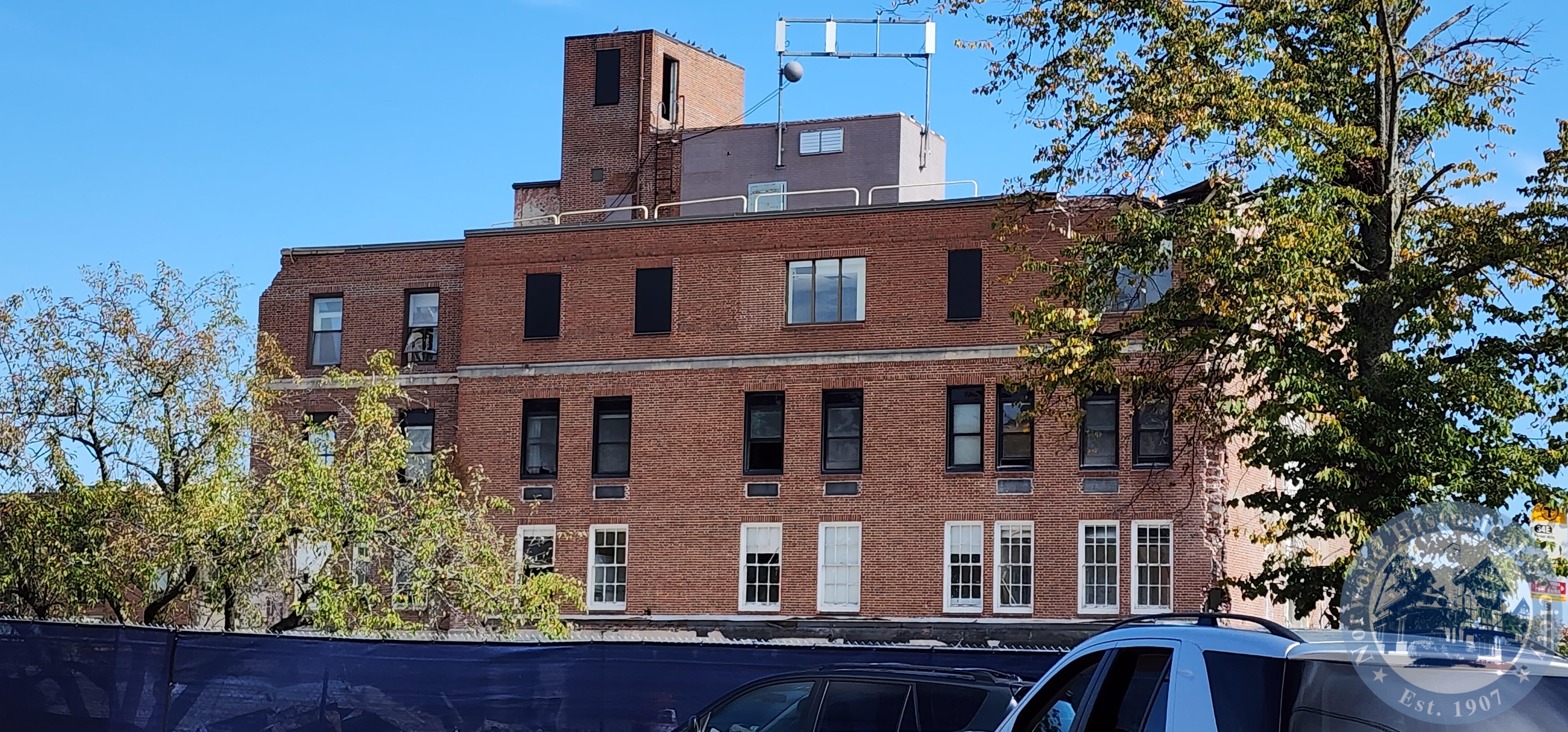 Norwood Hospital Demolition- Draper Building- October 16, 2022 ...